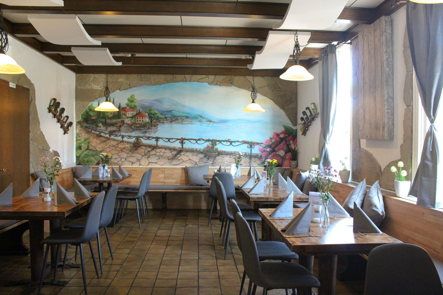 Restaurant - Salernos Ristorante